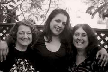 Jon Fromer & the ReSisters Concert - El Tecolote