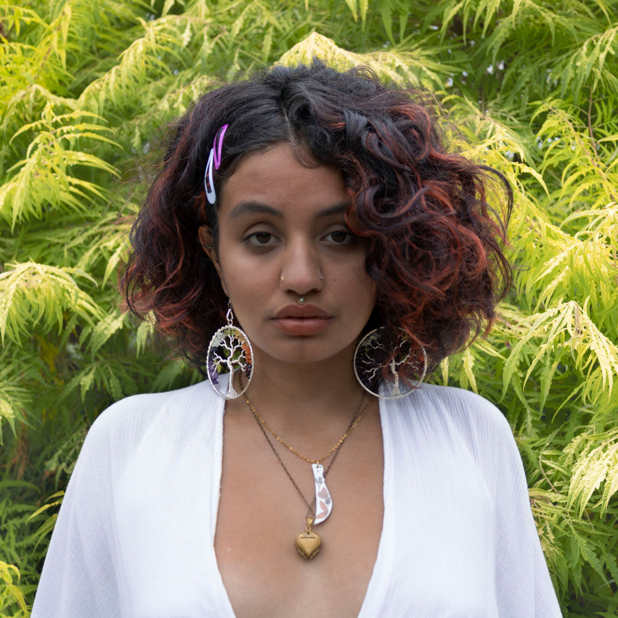 What Gisselle Yepes' poetry can teach us about grief - El Tecolote