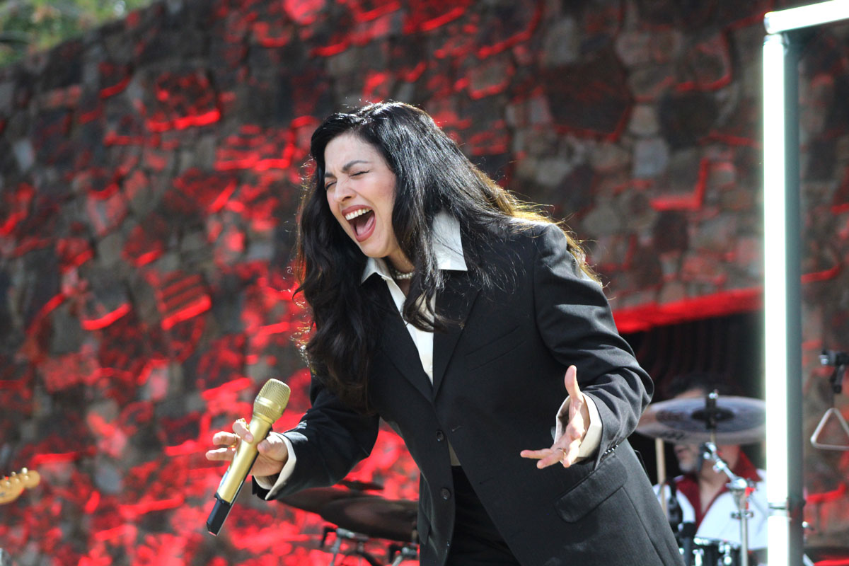 PHOTOS: Chilean sensation singer Mon Laferte's Bay Area tour stop hits ...