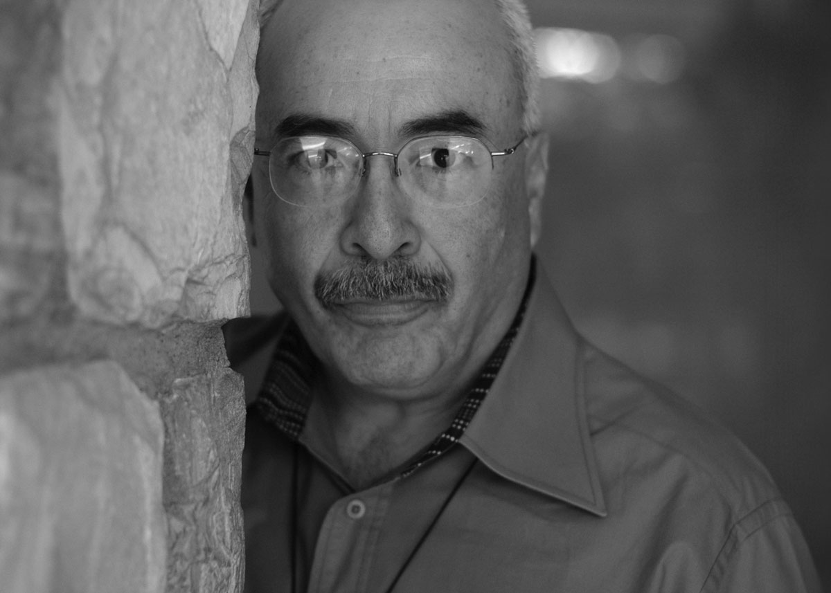 News Brief: Herrera First Latino Poet to Capture Frost Medal - El Tecolote
