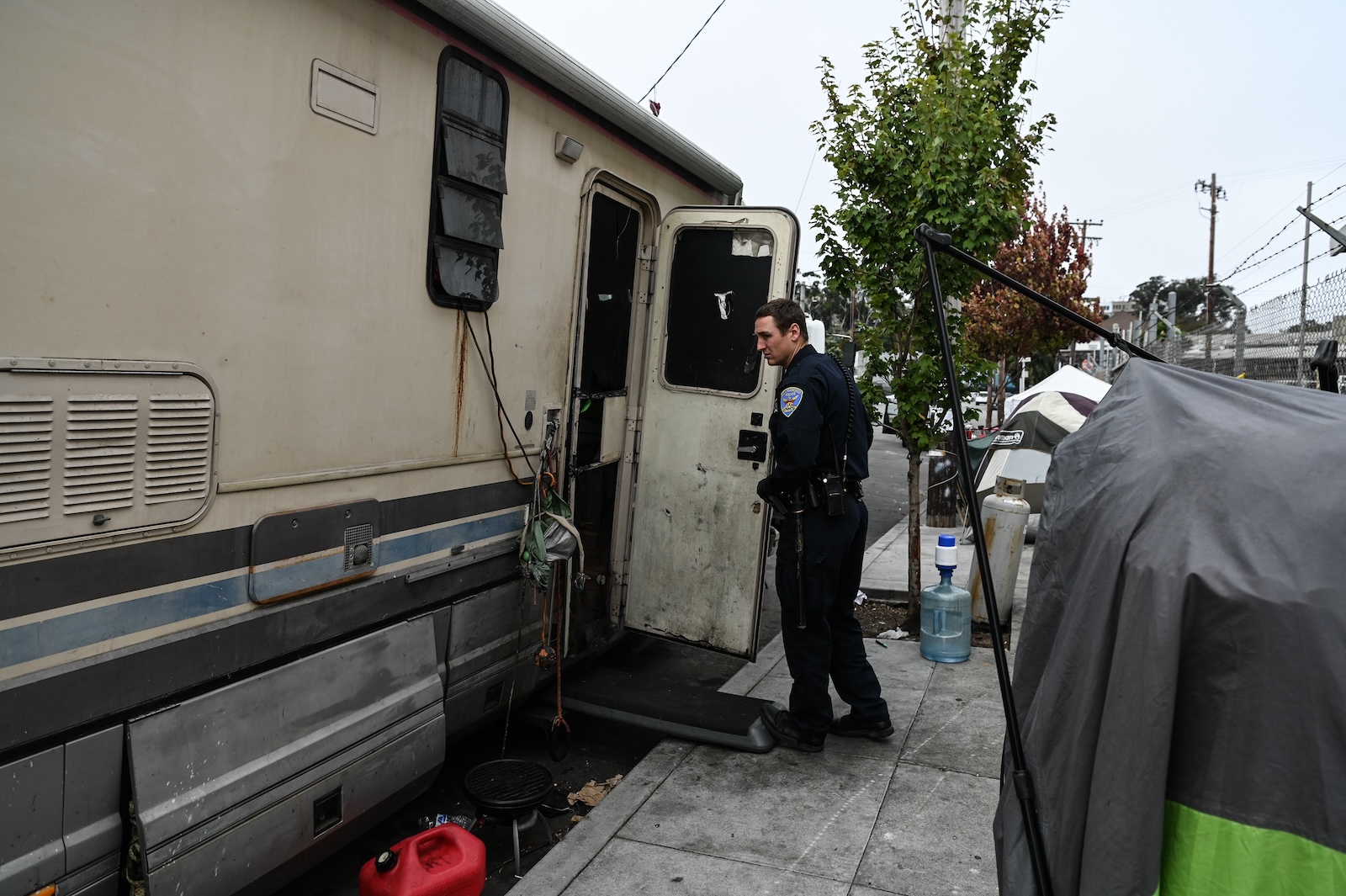 San Francisco overturns controversial RV towing policy